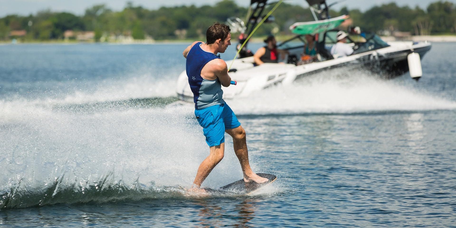 Wakeskate Cannes Mandelieu - BoatEvasion Cannes